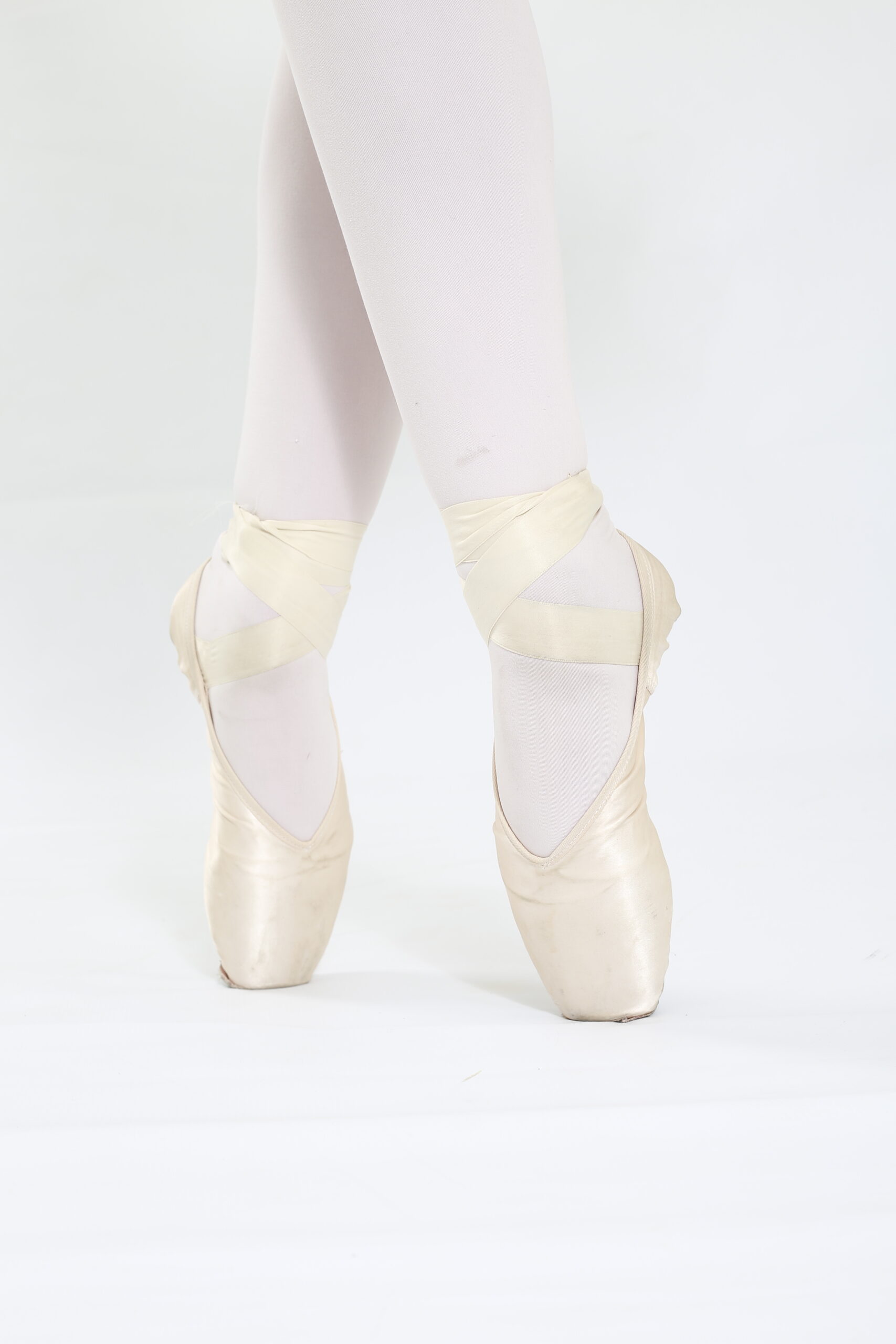 Ballet home page - Battu brise website